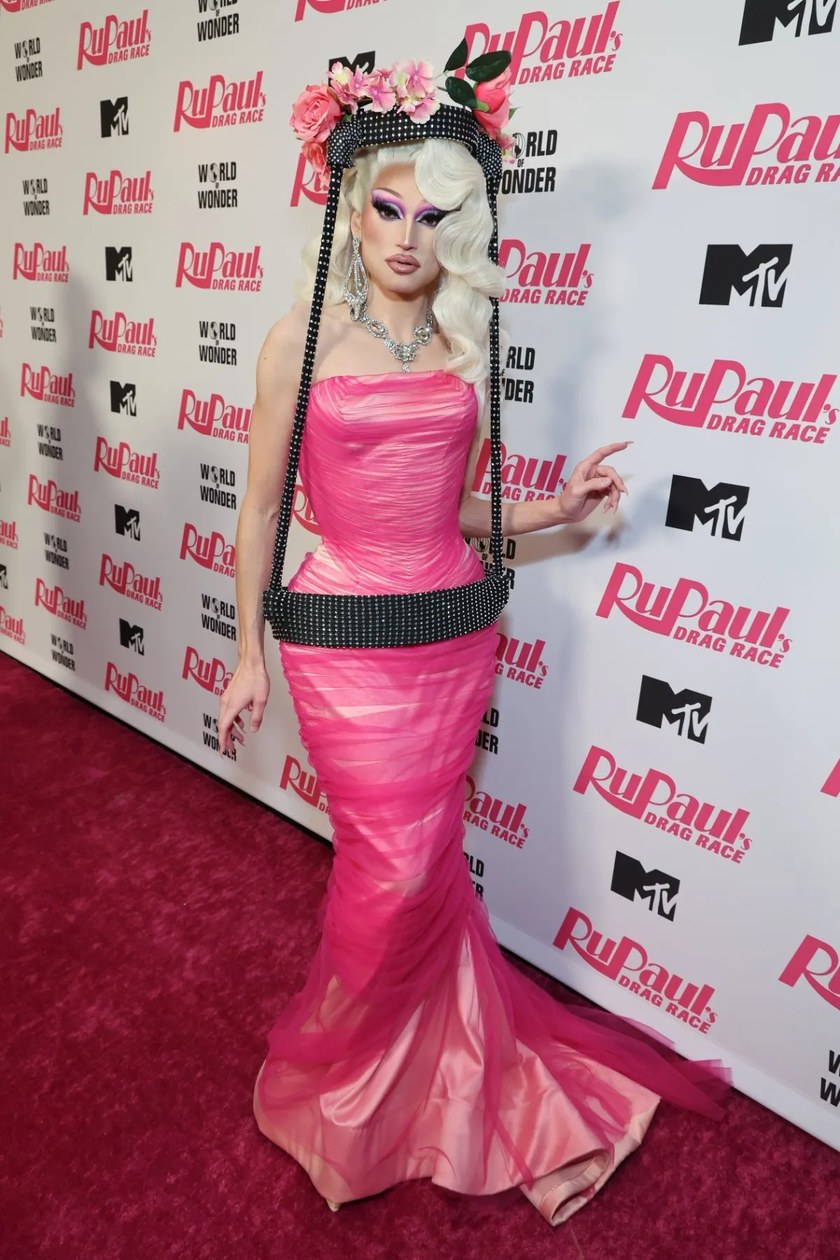 Four Queens Compete for America's Next Drag Superstar Title in Season ...