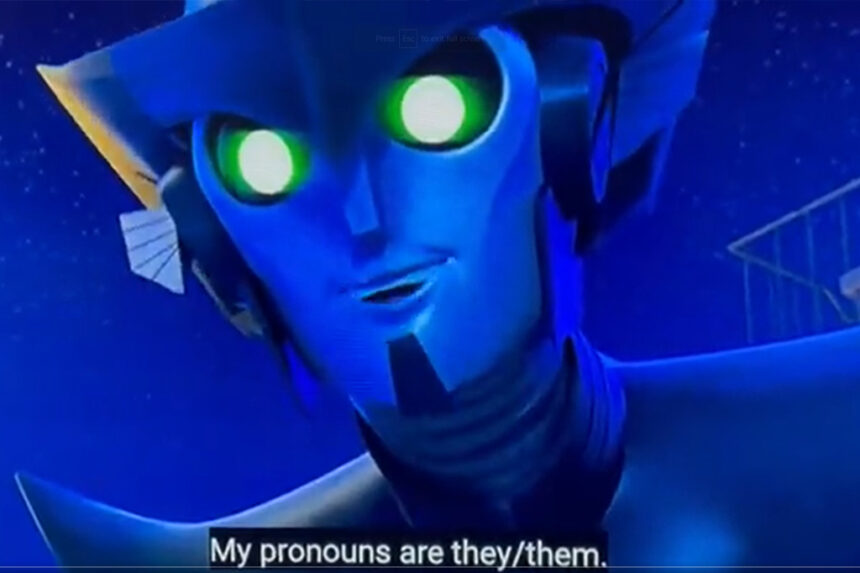 Groundbreaking Non-Binary Robot Shakes Up Classic Transformers Series ...