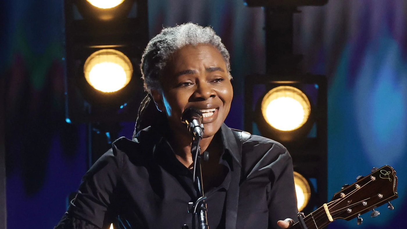 Trans Pop Star Shatters Billboard Ceiling - The Pink Times