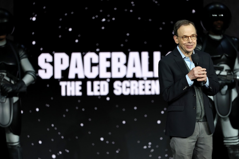 Spaceballs Cast Reunites for New Film - The Pink Times