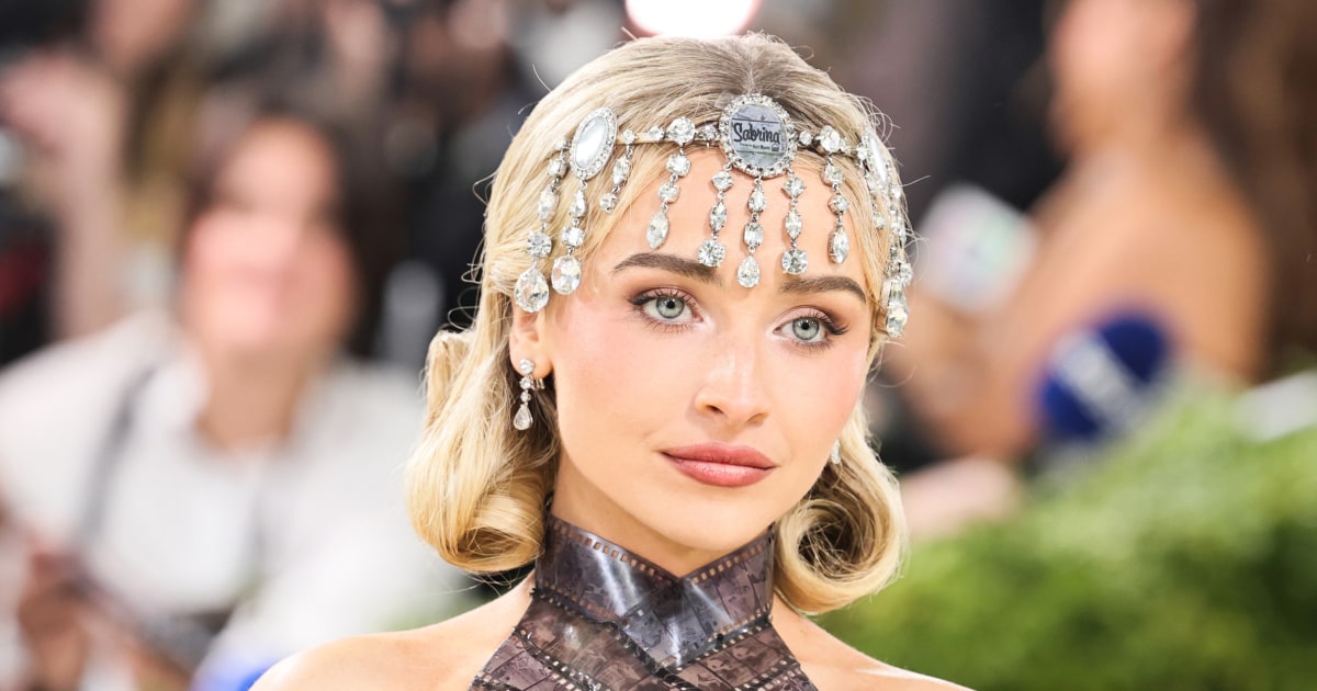 Sabrina Carpenter's Stalker Drama Unfolds - The Pink Times